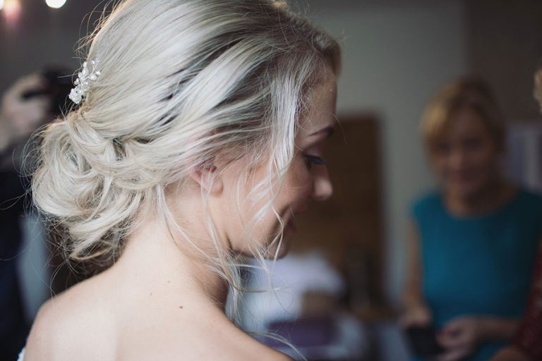 St. John's Church & Hazel Gap Barn Wedding ♡ Lucy & Cory