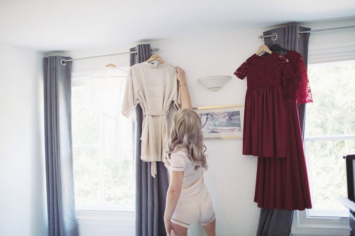 St. John's Church & Hazel Gap Barn Wedding ♡ Lucy & Cory