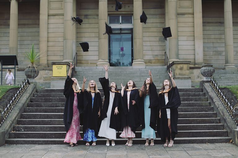 Sheffield Graduation Photography ♡ Sheffield University Yorkshire